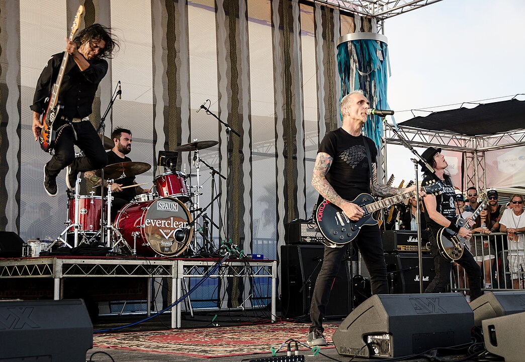 Interview with Everclear Art Alexakis host Joe Viglione - BTD Radio